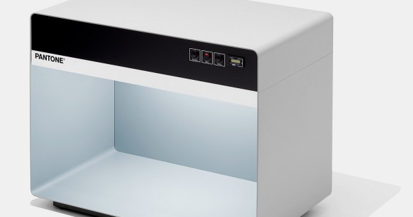 Pantone 3 Light Booth D65 | Color Assessment | Pantone India